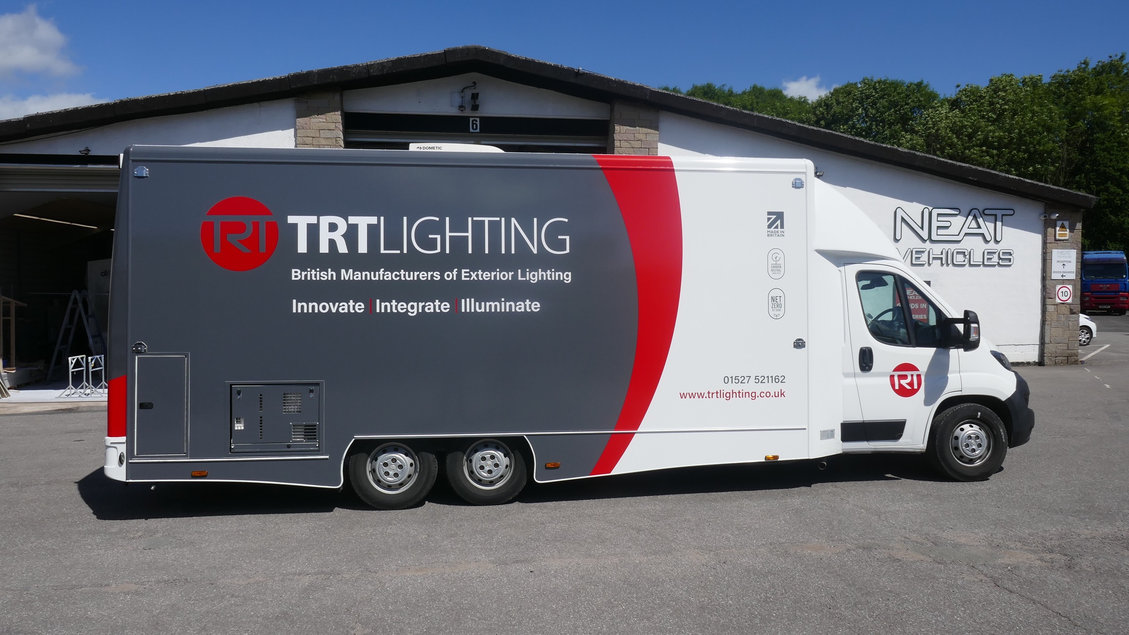 TRT Lighting Neat Displayflex 5,000 Kg Mobile Demonstration and Product Display Vehicle - NEAT ...