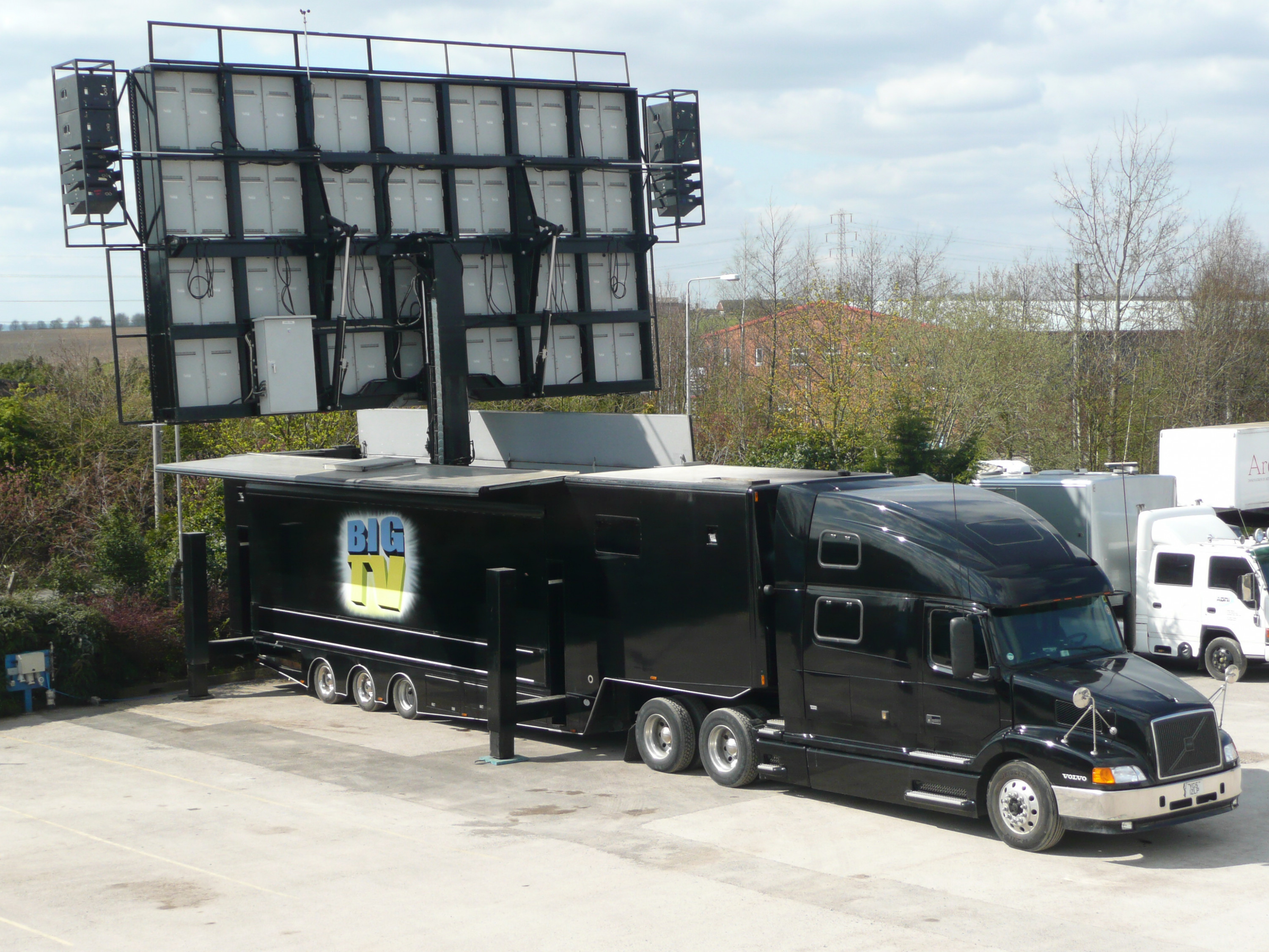 Big TV Mobile Screen and Stage Trailers - NEAT Vehicles