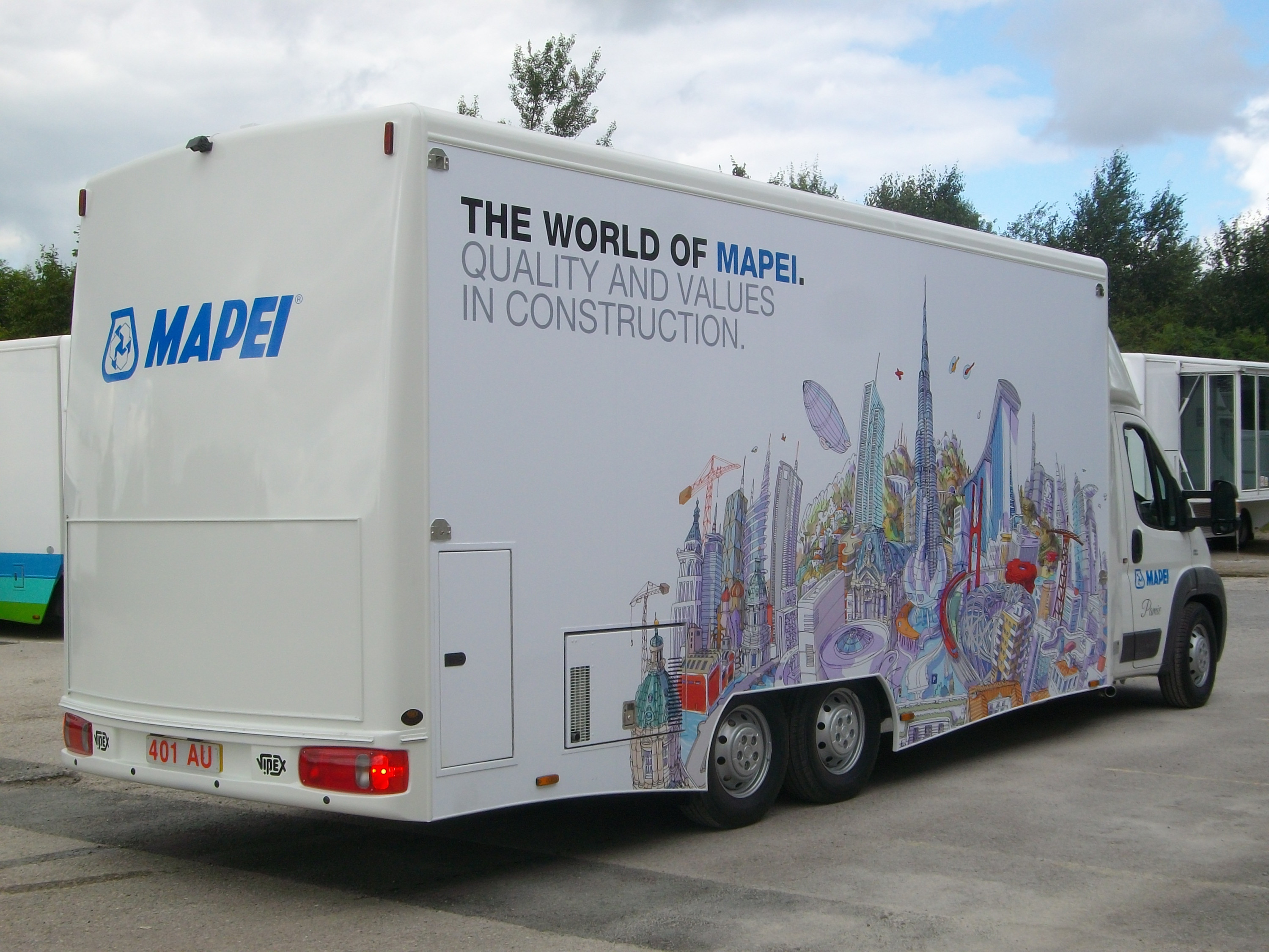 Mapei Demonstration and Exhibition Van - NEAT Vehicles