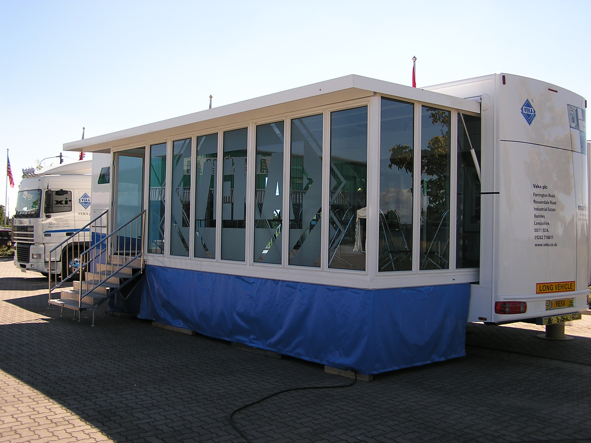 Veka UPC Windows Display Trailer - NEAT Vehicles